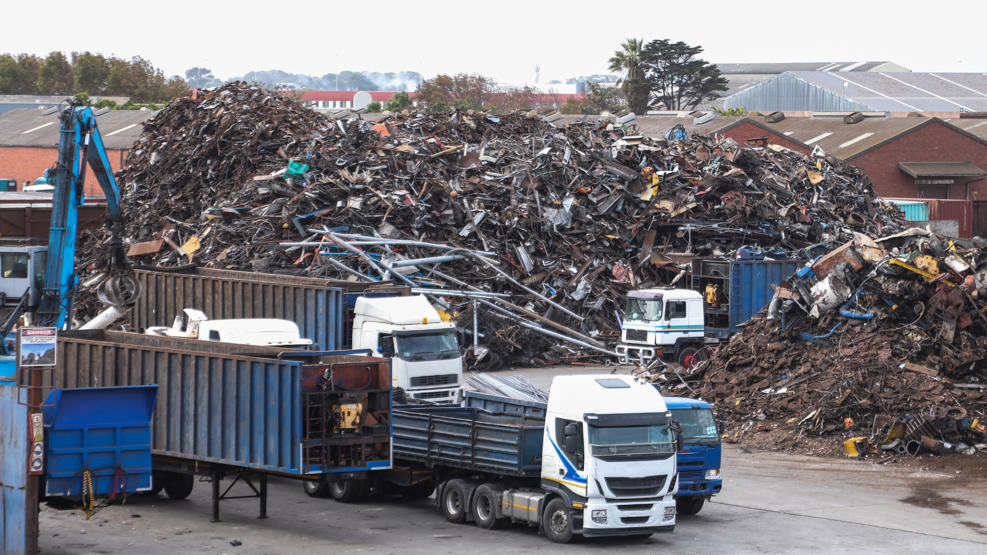 Licensed Waste Transport - Profile Handling - Bespoke Storage ...